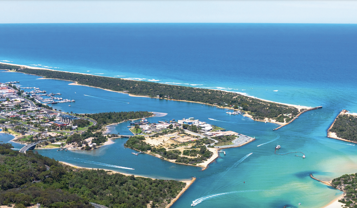 Lakes Entrance Main Beach | Visit Gippsland