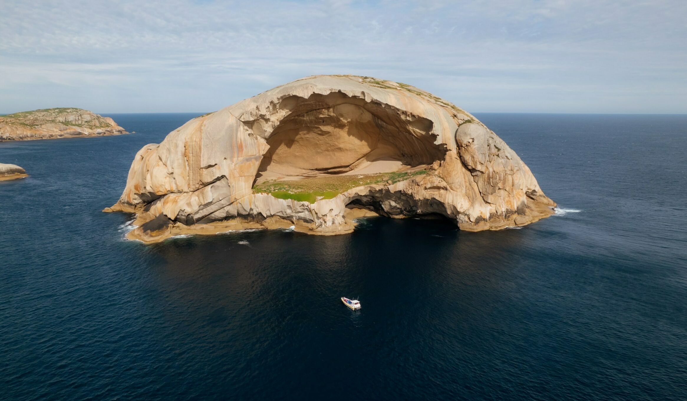 Whale Watching, Wilsons Prom, Gippsland, Vic | Boat… | Visit Gippsland