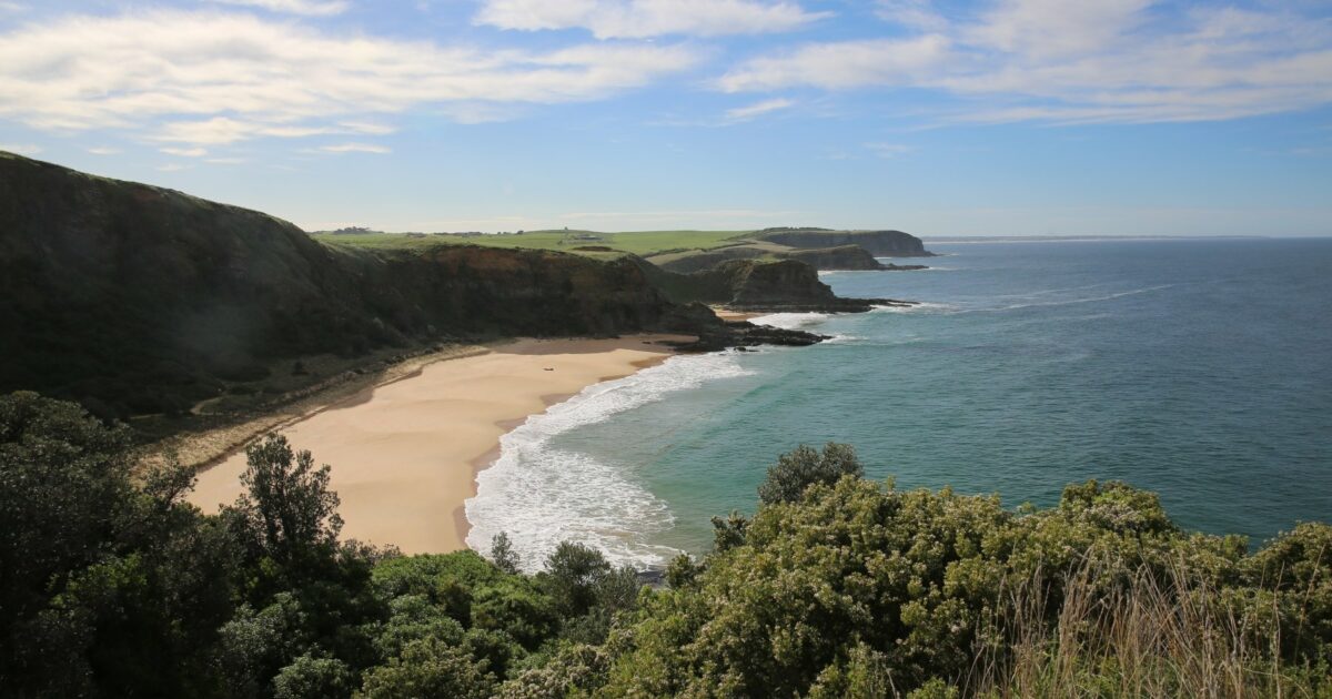 Drink in views on the George Bass Coastal Walk | Visit Gippsland