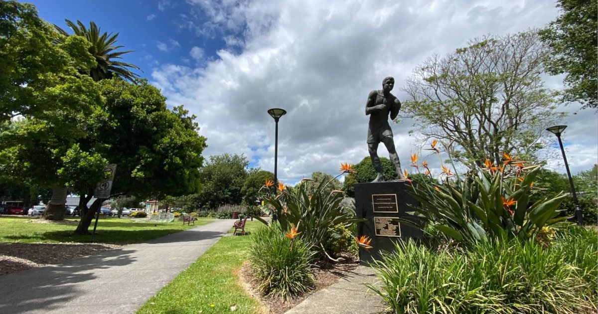 Lionel Rose Statue | Visit Gippsland